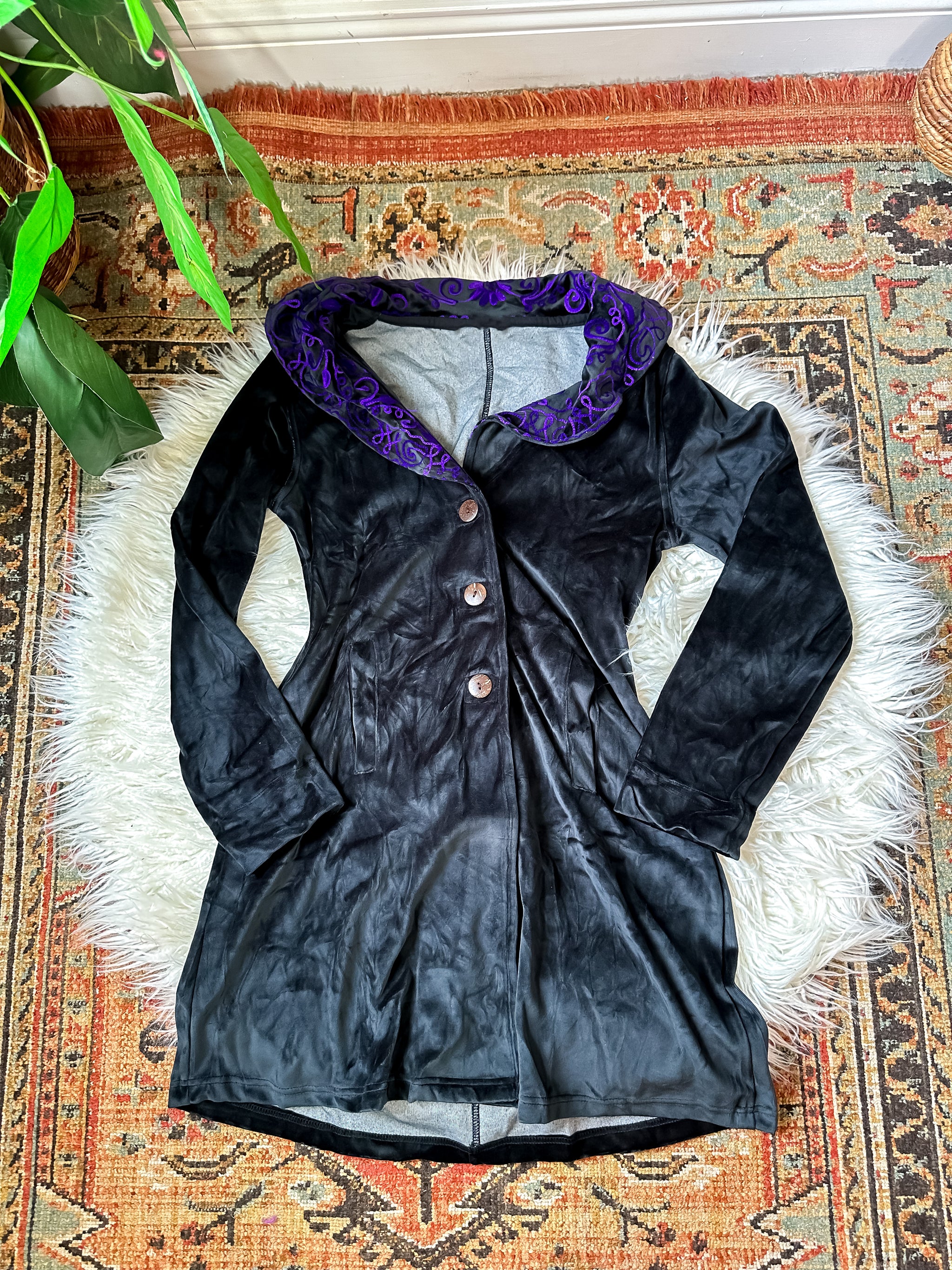 BUTTERFLY EMBROIDERED VELVET PIXIE COAT – ordinaryselenophile