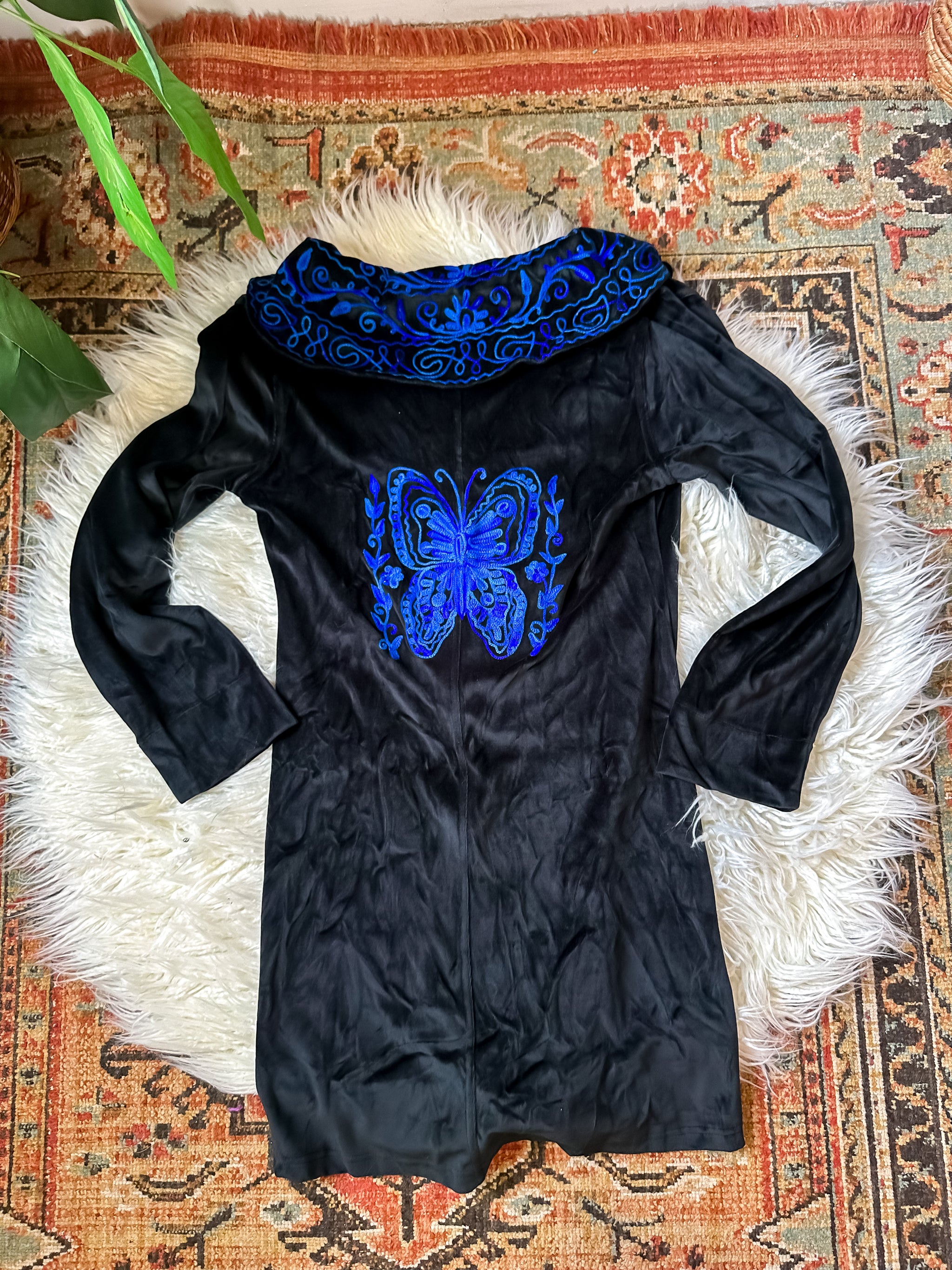 BUTTERFLY EMBROIDERED VELVET PIXIE COAT – ordinaryselenophile