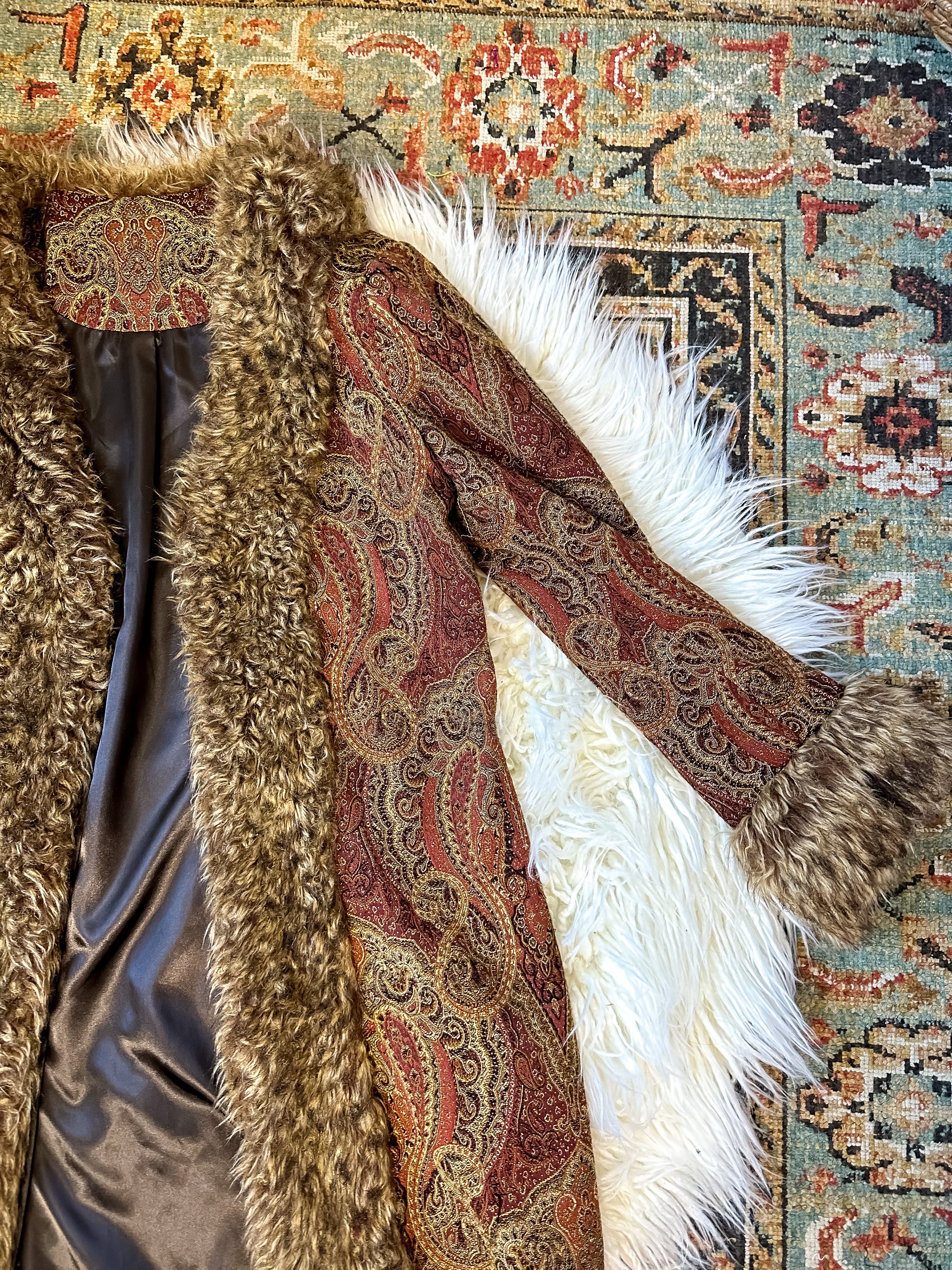 PAISLEY FUR TRIM COAT – ordinaryselenophile