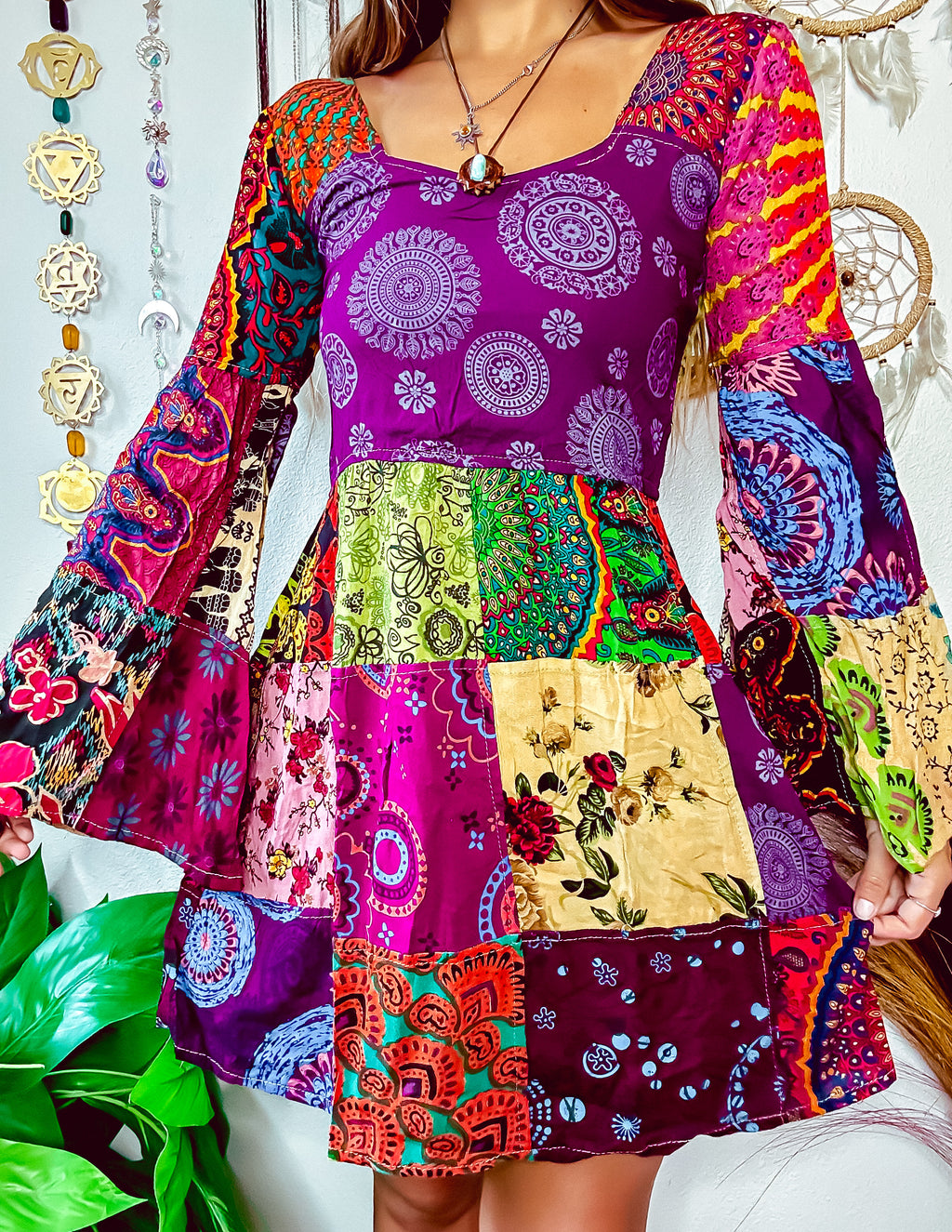 HARPER BELL SLEEVE MINI DRESS – ordinaryselenophile